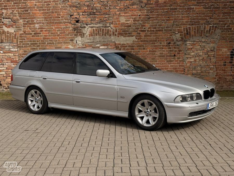Pelēks BMW 530 2002 Viļņa, ar dzinēja tilpumu 2.90 L un nobraukumu 530 tūkst. km par 3500 €, foto 3 vietnē AUTOMOTO.COM.LV