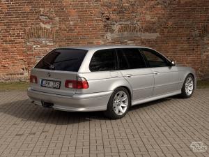 Pelēks BMW 530 2002 Viļņa, ar dzinēja tilpumu 2.90 L un nobraukumu 530 tūkst. km par 3500 €, foto 4 vietnē AUTOMOTO.COM.LV