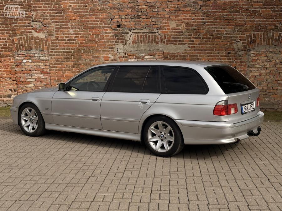 Pelēks BMW 530 2002 Viļņa, ar dzinēja tilpumu 2.90 L un nobraukumu 530 tūkst. km par 3500 €, foto 5 vietnē AUTOMOTO.COM.LV