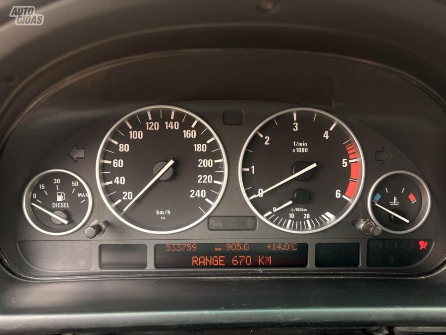 Pelēks BMW 530 2002 Viļņa, ar dzinēja tilpumu 2.90 L un nobraukumu 530 tūkst. km par 3500 €, foto 13 vietnē AUTOMOTO.COM.LV
