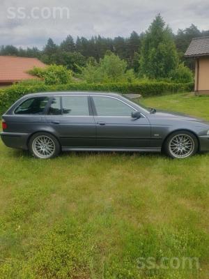 Pelēks BMW 530 2002 Rīga, ar dzinēja tilpumu 3.00 L un nobraukumu 264 tūkst. km par 10000 €, foto 5 vietnē AUTOMOTO.COM.LV