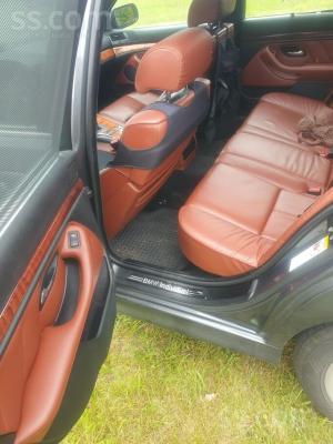 Pelēks BMW 530 2002 Rīga, ar dzinēja tilpumu 3.00 L un nobraukumu 264 tūkst. km par 10000 €, foto 9 vietnē AUTOMOTO.COM.LV