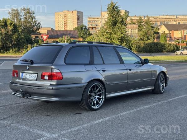 Grey BMW 530 2002 in Riga, with an engine capacity of 3.00 L and mileage of 358 thousand km for 4000 €, photo 4 on AUTOMOTO.COM.LV