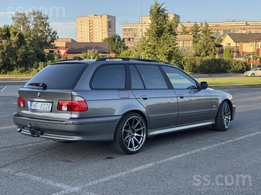 Pelēks BMW 530 2002 Rīga, ar dzinēja tilpumu 3.00 L un nobraukumu 358 tūkst. km par 4000 €, foto 5 vietnē AUTOMOTO.COM.LV