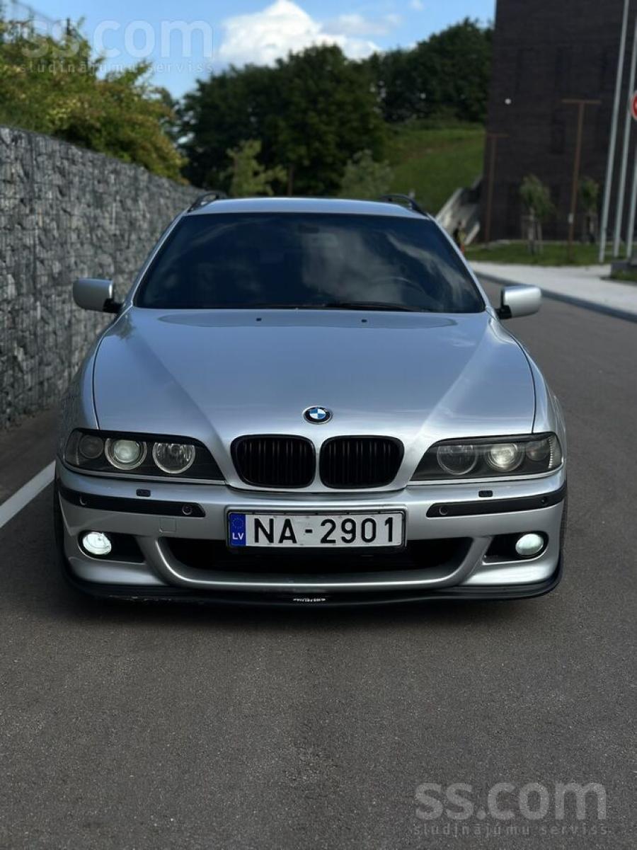 Pelēks BMW 530 2002 Rēzekne, ar dzinēja tilpumu 3.00 L un nobraukumu 360 tūkst. km par 3999 €, foto 1 vietnē AUTOMOTO.COM.LV