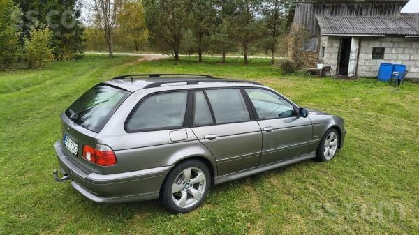 Pelēks BMW 530 2002 Jelgava, ar dzinēja tilpumu 3.00 L un nobraukumu 484 tūkst. km par 2500 €, foto 6 vietnē AUTOMOTO.COM.LV