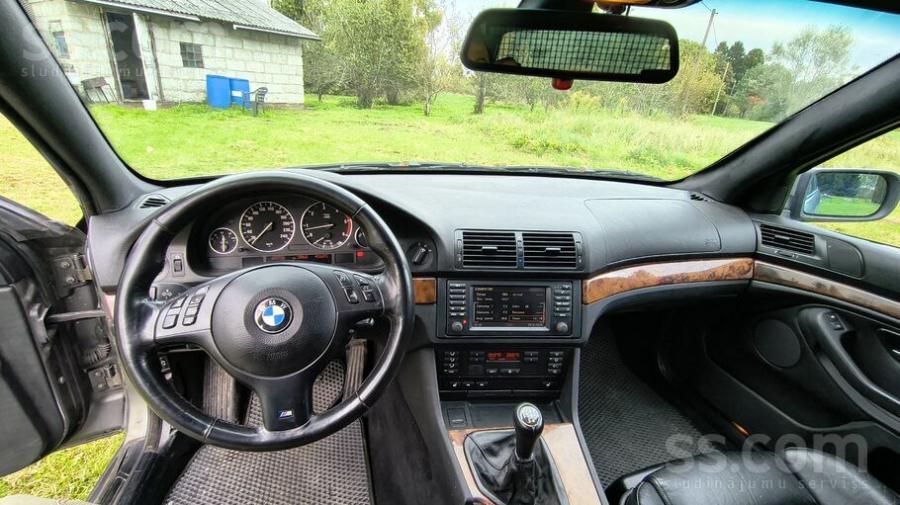 Grey BMW 530 2002 in Jelgava, with an engine capacity of 3.00 L and mileage of 484 thousand km for 2500 €, photo 23 on AUTOMOTO.COM.LV