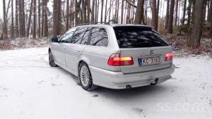 Pelēks BMW 530 2003 Valmiera, ar dzinēja tilpumu 3.00 L un nobraukumu 333 tūkst. km par 1500 €, foto 5 vietnē AUTOMOTO.COM.LV