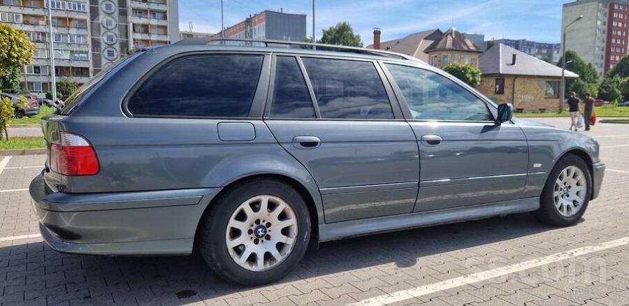 Grey BMW 530 2003 in Riga, with an engine capacity of 3.00 L and mileage of 480 thousand km for 3200 €, photo 7 on AUTOMOTO.COM.LV