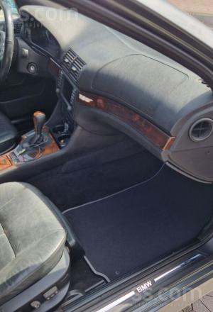 Grey BMW 530 2003 in Riga, with an engine capacity of 3.00 L and mileage of 480 thousand km for 3200 €, photo 14 on AUTOMOTO.COM.LV