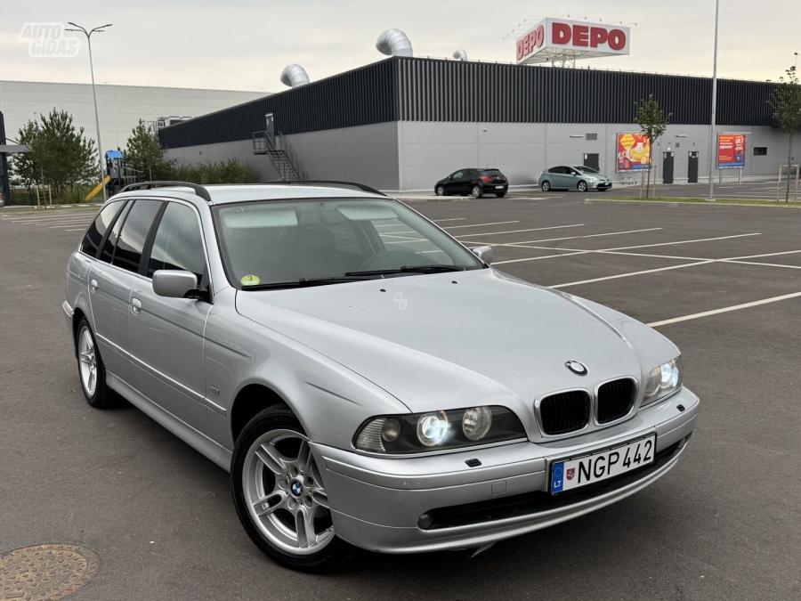 Grey BMW 530 2003 in Kaunas, with an engine capacity of 3.00 L and mileage of 0 thousand km for 1650 €, photo 1 on AUTOMOTO.COM.LV