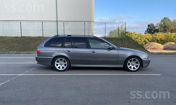 Pelēks BMW 530 2003 Valmiera, ar dzinēja tilpumu 3.00 L un nobraukumu 372 tūkst. km par 3990 €, foto 3 vietnē AUTOMOTO.COM.LV