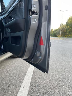Pelēks BMW 530 2003 Valmiera, ar dzinēja tilpumu 3.00 L un nobraukumu 372 tūkst. km par 3990 €, foto 17 vietnē AUTOMOTO.COM.LV