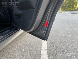 Pelēks BMW 530 2003 Valmiera, ar dzinēja tilpumu 3.00 L un nobraukumu 372 tūkst. km par 3990 €, foto 18 vietnē AUTOMOTO.COM.LV
