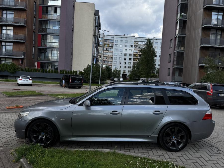Pelēks BMW 530 2004 Rīga, ar dzinēja tilpumu 3.00 L un nobraukumu 0 tūkst. km par 3990 €, foto 3 vietnē AUTOMOTO.COM.LV