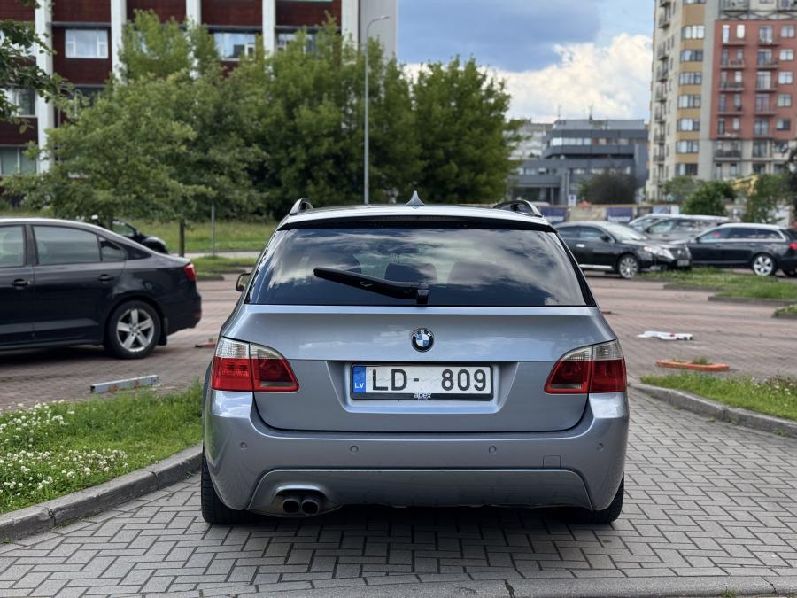 Pelēks BMW 530 2004 Rīga, ar dzinēja tilpumu 3.00 L un nobraukumu 0 tūkst. km par 3990 €, foto 4 vietnē AUTOMOTO.COM.LV