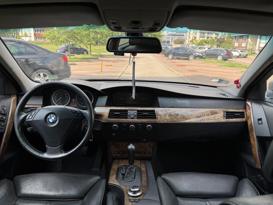 Pelēks BMW 530 2004 Rīga, ar dzinēja tilpumu 3.00 L un nobraukumu 0 tūkst. km par 3990 €, foto 14 vietnē AUTOMOTO.COM.LV