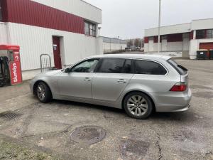Pelēks BMW 530 2004 Klaipėda, ar dzinēja tilpumu 2.99 L un nobraukumu 470 tūkst. km par 3400 €, foto 2 vietnē AUTOMOTO.COM.LV