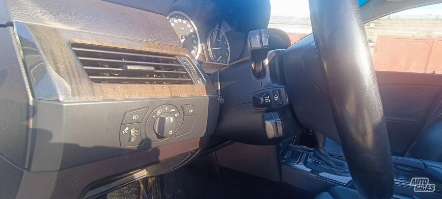 Pelēks BMW 530 2004 Radviliškis, ar dzinēja tilpumu 3.00 L un nobraukumu 369 tūkst. km par 3500 €, foto 4 vietnē AUTOMOTO.COM.LV