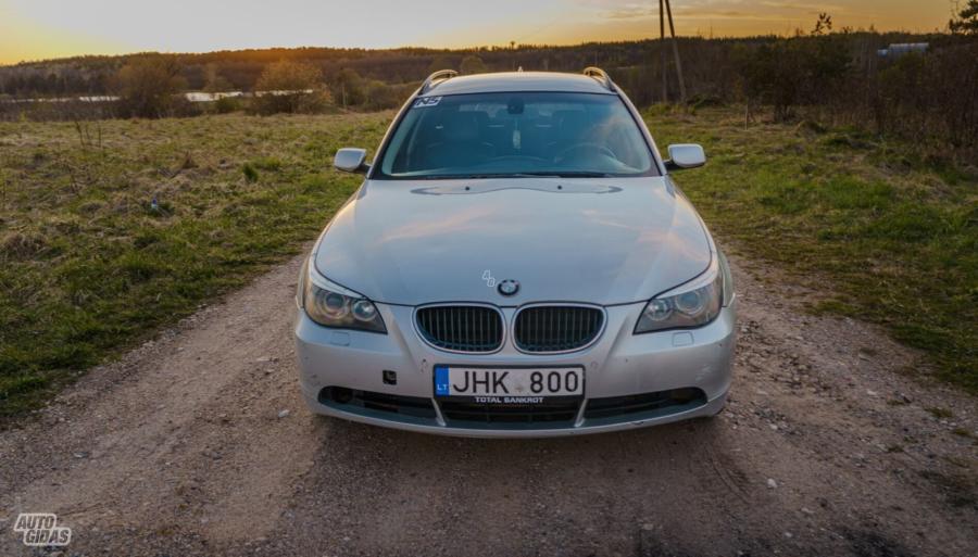 Pelēks BMW 530 2004 Zarasai, ar dzinēja tilpumu 3.00 L un nobraukumu 427 tūkst. km par 2600 €, foto 11 vietnē AUTOMOTO.COM.LV