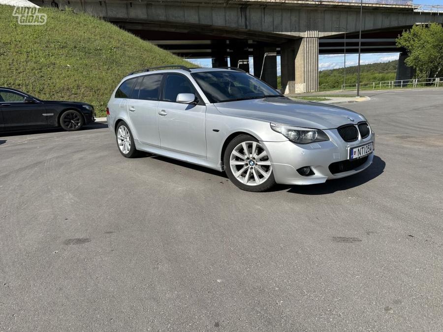 Grey BMW 530 2004 in Kaunas, with an engine capacity of 3.00 L and mileage of 453 thousand km for 3600 €, photo 1 on AUTOMOTO.COM.LV