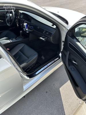 Grey BMW 530 2004 in Kaunas, with an engine capacity of 3.00 L and mileage of 453 thousand km for 3600 €, photo 13 on AUTOMOTO.COM.LV