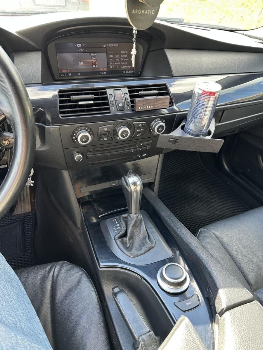 Grey BMW 530 2004 in Kaunas, with an engine capacity of 3.00 L and mileage of 453 thousand km for 3600 €, photo 19 on AUTOMOTO.COM.LV