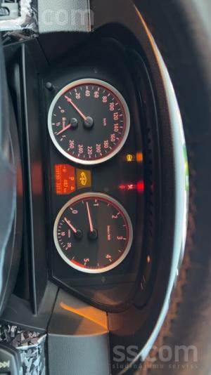 Pelēks BMW 530 2004 Talsi, ar dzinēja tilpumu 3.00 L un nobraukumu 398 tūkst. km par 3000 €, foto 10 vietnē AUTOMOTO.COM.LV