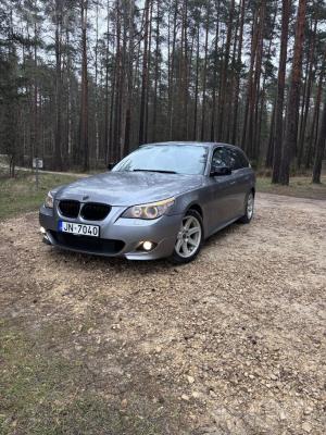 Pelēks BMW 530 2004 Rīga, ar dzinēja tilpumu 3.00 L un nobraukumu 415 tūkst. km par 3900 €, foto  vietnē AUTOMOTO.COM.LV