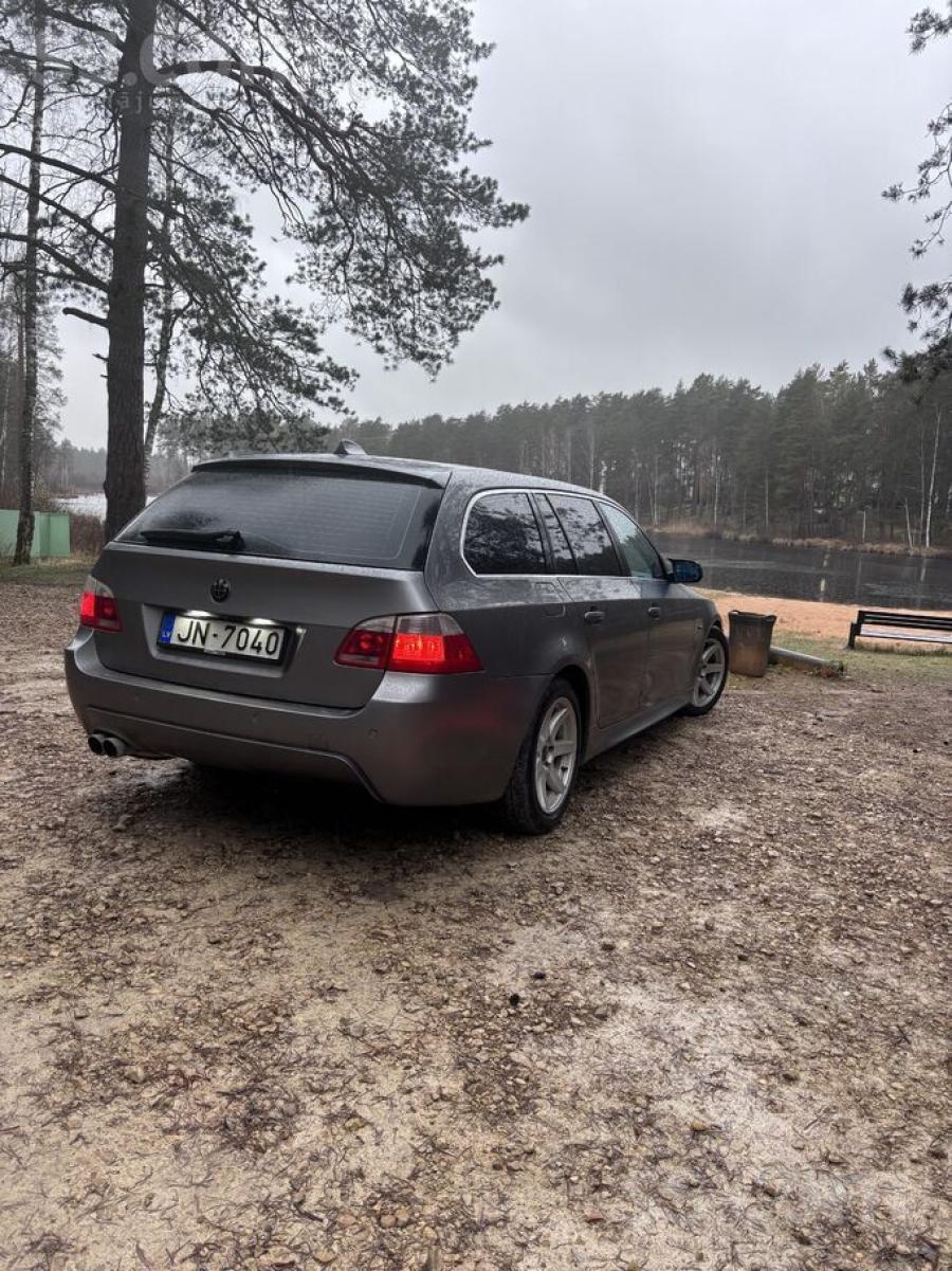 Pelēks BMW 530 2004 Rīga, ar dzinēja tilpumu 3.00 L un nobraukumu 415 tūkst. km par 3900 €, foto 4 vietnē AUTOMOTO.COM.LV