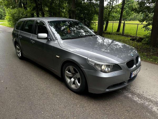 Pelēks BMW 530 2004 Viļņa, ar dzinēja tilpumu 2.99 L un nobraukumu 378 tūkst. km par 1800 €, foto 2 vietnē AUTOMOTO.COM.LV
