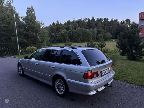 Grey BMW 530 2004 in Vilnius, with an engine capacity of 2.93 L and mileage of 460 thousand km for 1499 €, photo 4 on AUTOMOTO.COM.LV