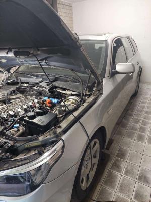 Pelēks BMW 530 2004 Viļņa, ar dzinēja tilpumu 3.00 L un nobraukumu 101 tūkst. km par 4500 €, foto 6 vietnē AUTOMOTO.COM.LV