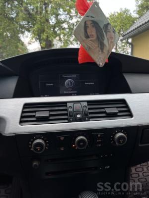 Pelēks BMW 530 2004 Alūksne, ar dzinēja tilpumu 3.00 L un nobraukumu 450 tūkst. km par 4360 €, foto 10 vietnē AUTOMOTO.COM.LV