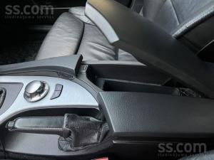 Pelēks BMW 530 2004 Alūksne, ar dzinēja tilpumu 3.00 L un nobraukumu 450 tūkst. km par 4360 €, foto 12 vietnē AUTOMOTO.COM.LV