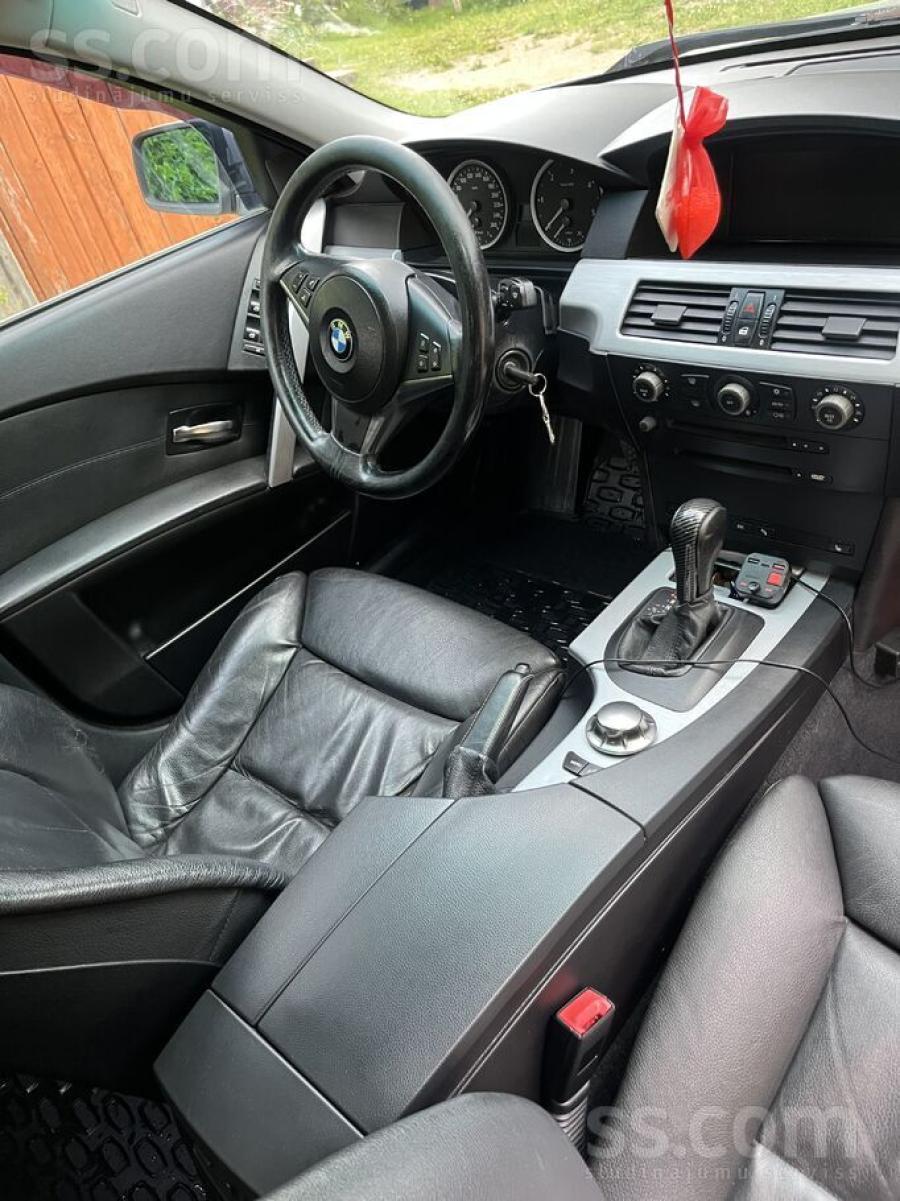 Pelēks BMW 530 2004 Alūksne, ar dzinēja tilpumu 3.00 L un nobraukumu 450 tūkst. km par 4360 €, foto 19 vietnē AUTOMOTO.COM.LV