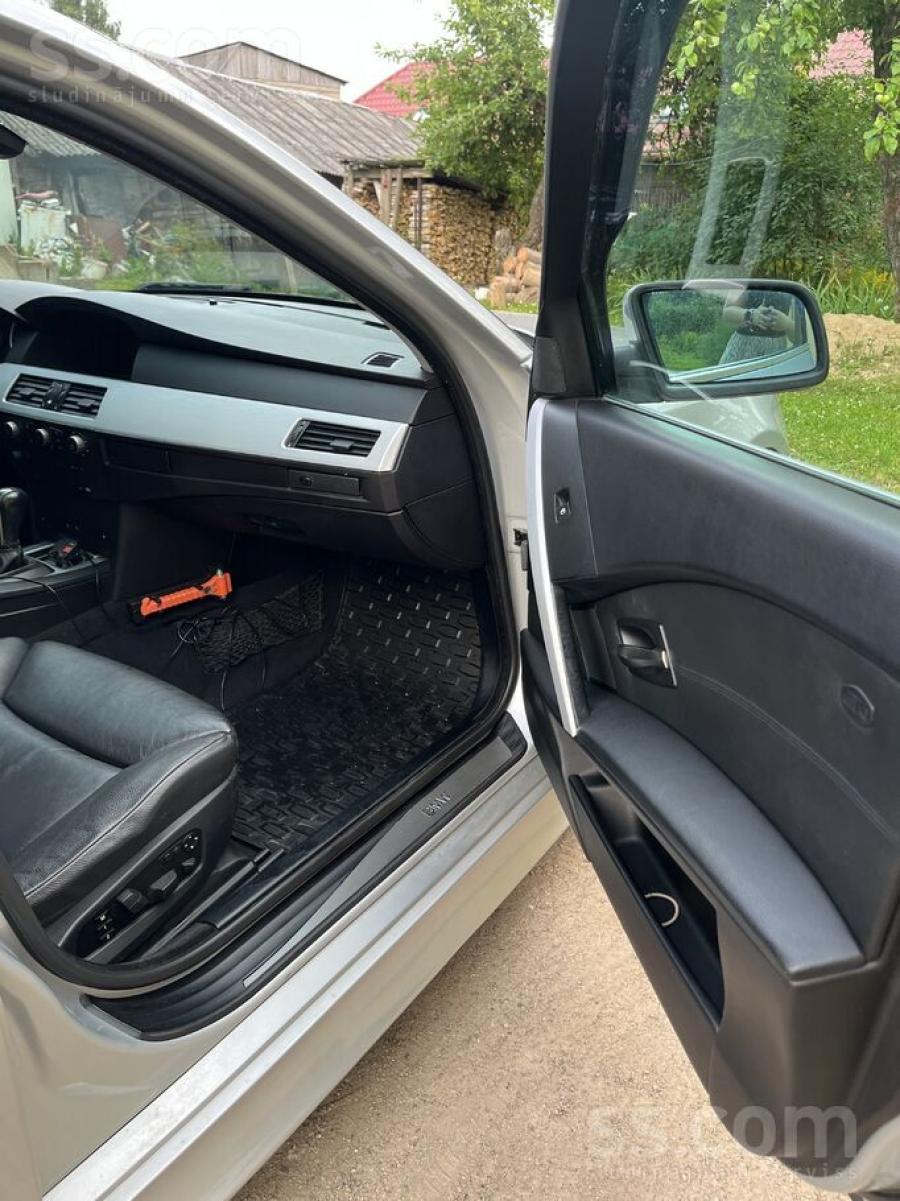 Pelēks BMW 530 2004 Alūksne, ar dzinēja tilpumu 3.00 L un nobraukumu 450 tūkst. km par 4360 €, foto 21 vietnē AUTOMOTO.COM.LV