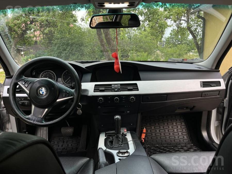Pelēks BMW 530 2004 Alūksne, ar dzinēja tilpumu 3.00 L un nobraukumu 450 tūkst. km par 4360 €, foto 23 vietnē AUTOMOTO.COM.LV