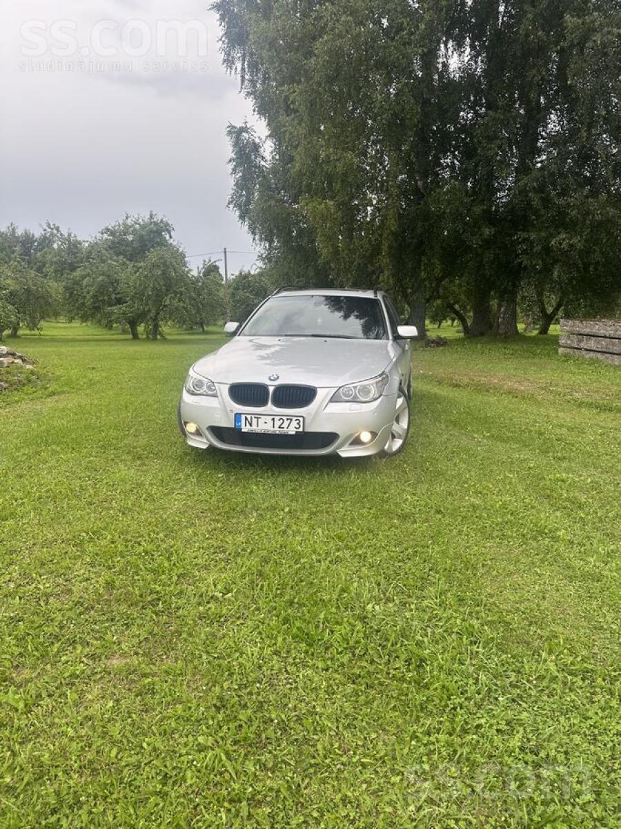 Pelēks BMW 530 2004 Rīga, ar dzinēja tilpumu 3.00 L un nobraukumu 500 tūkst. km par 3500 €, foto 1 vietnē AUTOMOTO.COM.LV