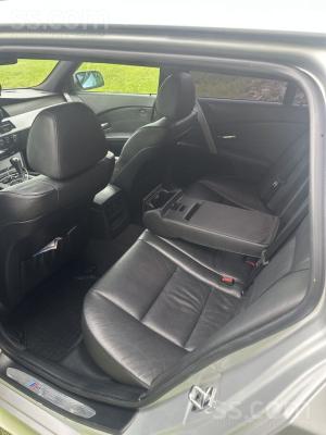 Pelēks BMW 530 2004 Rīga, ar dzinēja tilpumu 3.00 L un nobraukumu 500 tūkst. km par 3500 €, foto 7 vietnē AUTOMOTO.COM.LV