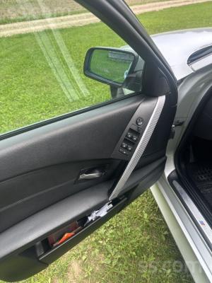 Pelēks BMW 530 2004 Rīga, ar dzinēja tilpumu 3.00 L un nobraukumu 500 tūkst. km par 3500 €, foto 10 vietnē AUTOMOTO.COM.LV