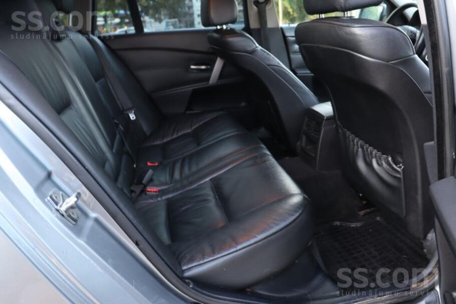 Pelēks BMW 530 2004 Rīga, ar dzinēja tilpumu 3.00 L un nobraukumu 367 tūkst. km par 2990 €, foto 12 vietnē AUTOMOTO.COM.LV