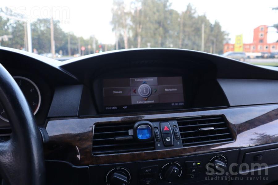 Pelēks BMW 530 2004 Rīga, ar dzinēja tilpumu 3.00 L un nobraukumu 367 tūkst. km par 2990 €, foto 15 vietnē AUTOMOTO.COM.LV