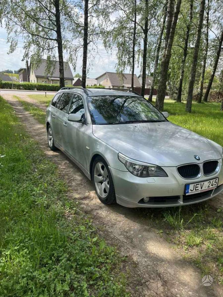 Grey BMW 530 2004 in Kalvarija, with an engine capacity of 2.99 L and mileage of 389 thousand km for 4100 €, photo 3 on AUTOMOTO.COM.LV