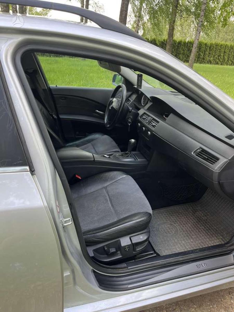 Grey BMW 530 2004 in Kalvarija, with an engine capacity of 2.99 L and mileage of 389 thousand km for 4100 €, photo 7 on AUTOMOTO.COM.LV
