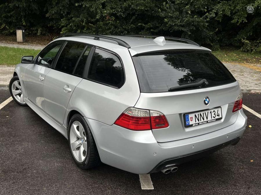 Grey BMW 530 2004 in Kaunas, with an engine capacity of 2.99 L and mileage of 433 thousand km for 3300 €, photo 9 on AUTOMOTO.COM.LV