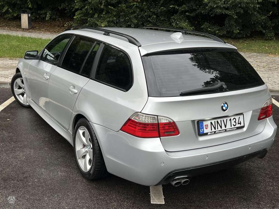 Grey BMW 530 2004 in Kaunas, with an engine capacity of 2.99 L and mileage of 433 thousand km for 3300 €, photo 10 on AUTOMOTO.COM.LV