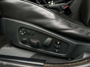 Grey BMW 530 2004 in Kaunas, with an engine capacity of 2.99 L and mileage of 433 thousand km for 3300 €, photo 18 on AUTOMOTO.COM.LV