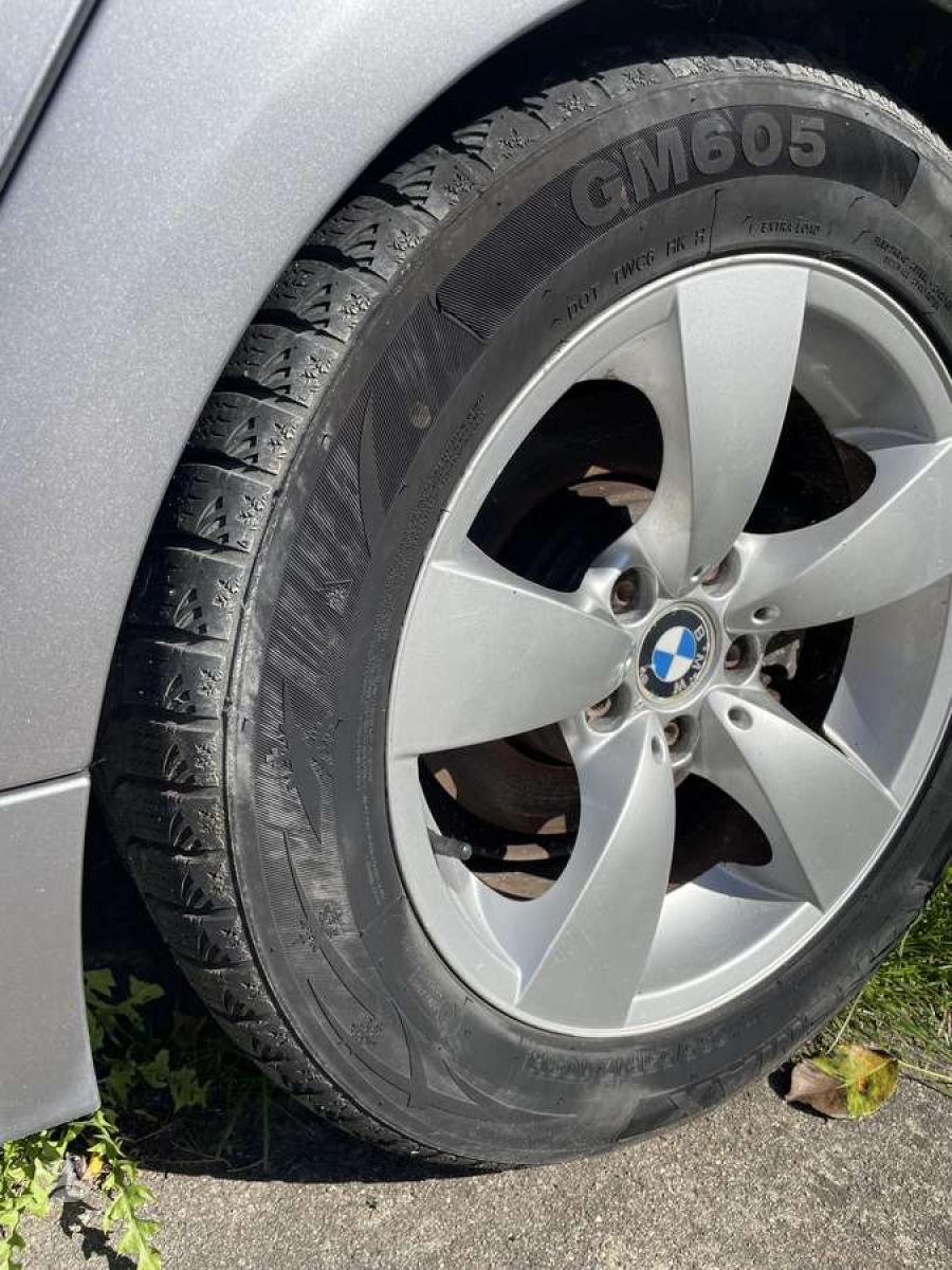 Pelēks BMW 530 2004 Kauņa, ar dzinēja tilpumu 2.99 L un nobraukumu 472 tūkst. km par 1600 €, foto 12 vietnē AUTOMOTO.COM.LV