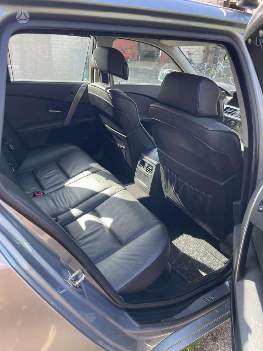 Pelēks BMW 530 2004 Kauņa, ar dzinēja tilpumu 2.99 L un nobraukumu 472 tūkst. km par 1600 €, foto 14 vietnē AUTOMOTO.COM.LV
